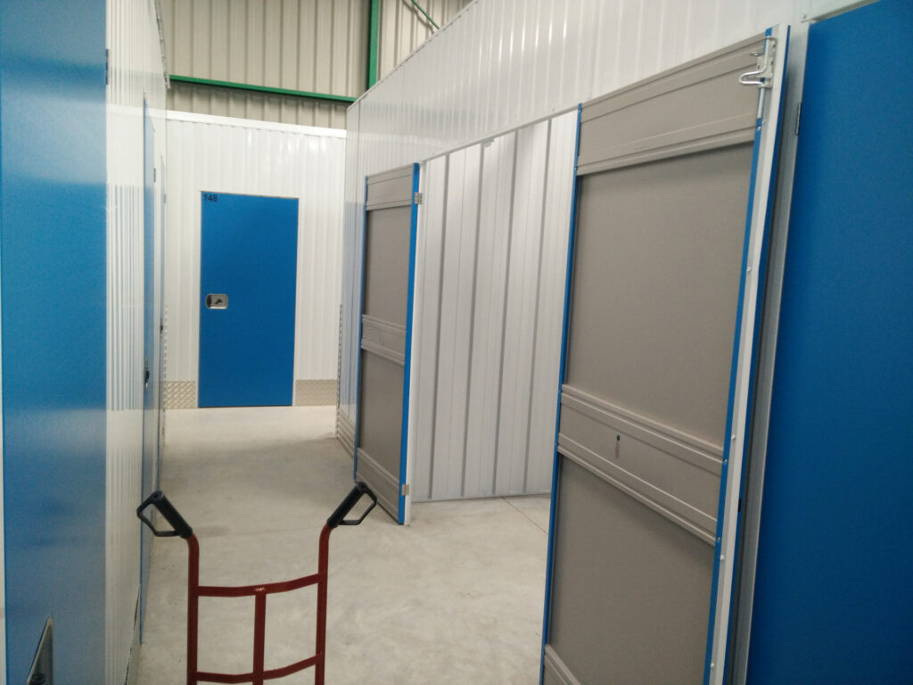 Atlantic Box : Une Entreprise Familiale de Box de Stockage